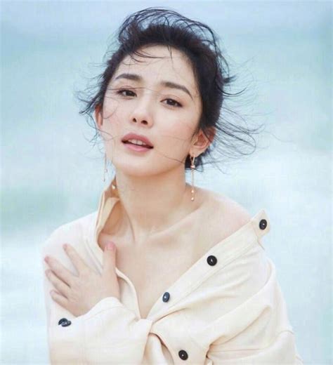 楊冪海邊性感濕身的誘惑美到極致的小姐姐 每日頭條
