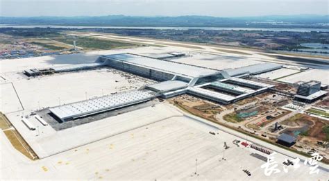 鄂州花湖机场首条货运航线开通凤凰网湖北 凤凰网