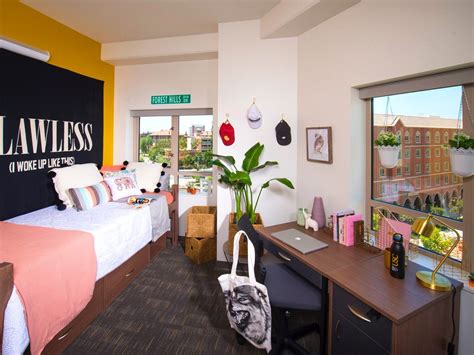 Usc Campus Dorms