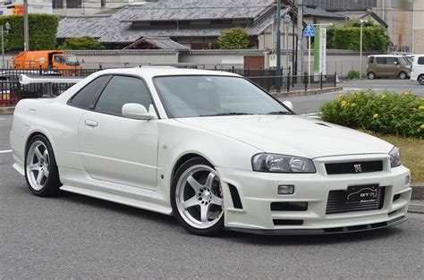 Global Auto／bnr34 Stock