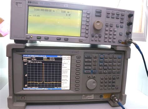 Tektronix Rsa 3408a Real Time Spectrum Analyzer 8ghz Opts A1 1r 02 21