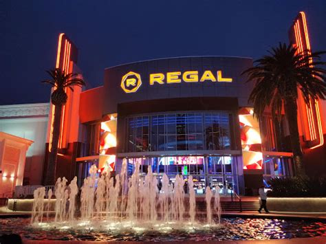 Movie Theater «edwards Irvine Spectrum 21 Imax And Rpx Reviews And