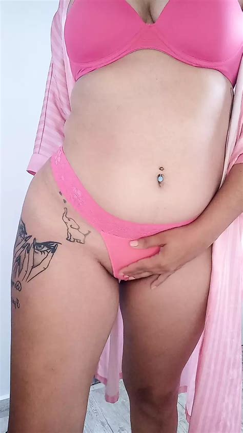 Redhead Babe Loves To Show Off Body Front And Backview Xhamster