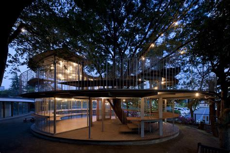 12 Architects Who Build Houses Around Trees Instead Of Cutting Them