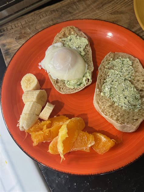 Learning How To Make Poached Eggs Almost Thereit Was Fun Bedlam Farm