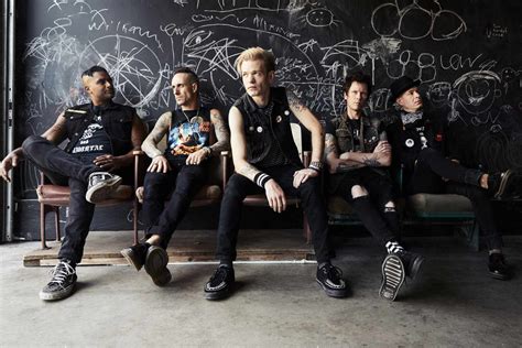 Sum 41 Announces Final Tour Dates And Last Ever Show Ahead Of Their
