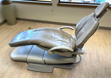 A Dec 511 Patient Chair Only With Sewn Ultra Leather Upholstery Surf Pre Owned Dental Inc