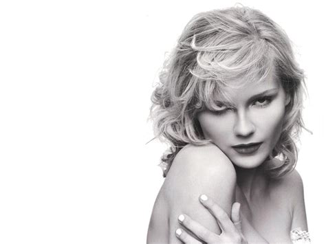 Kirsten Dunst Sexy Wallpaper Images
