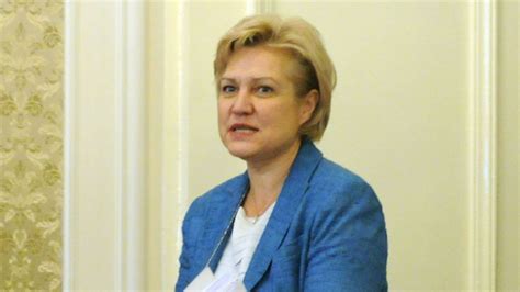 Менда Стоянова атакува Мая Манолова и Ревизоро видео Новини бг