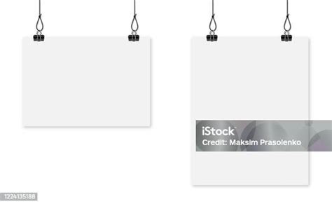 흰색 배경에 클립에 매달려 있는 종이 시트입니다 빈 흰색 포스터 템플릿입니다 광고 배너 0명에 대한 스톡 벡터 아트 및 기타 이미지 Istock
