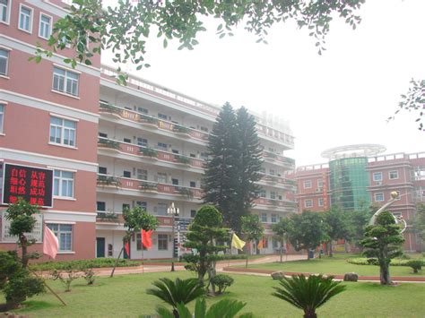 厦门十中 厦门一中海沧校区 厦门市乐安中学 文秘苑图库