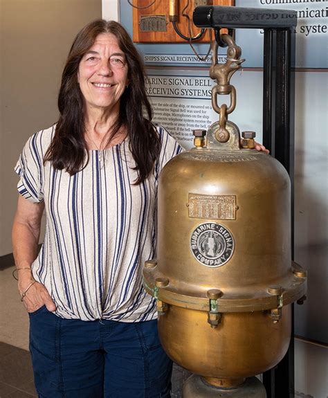 Dvids News Nuwc Division Newport Engineer Wins Leaders And Achievers Award From Providence