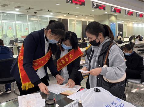 西安高新区5 2周末延时服务机制 方便办事群众 大厅 企业 业务