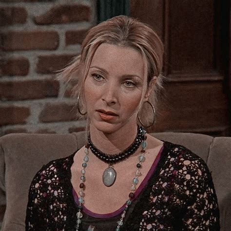 Pin By ☀︎︎ • 𝑯 • ☀︎︎ On 𝑻𝑽 𝒇𝒓𝒊𝒆𝒏𝒅𝒔 Phoebe Buffay Outfits Friends
