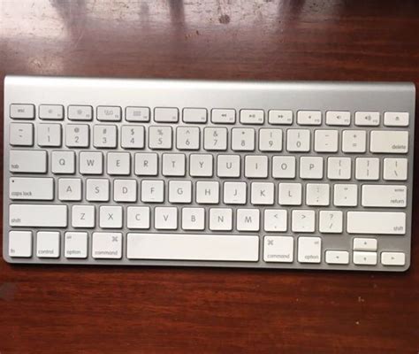 Apple Bluetooth Keyboard Computers Tech Parts Accessories Computer Keyboard On Carousell