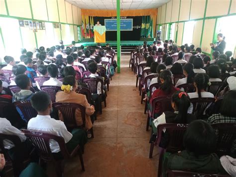 လွိုင်လင်မြို့ အ လ က ၁ ကျောင်းတွင် စာပွဲတင် တင်းနစ်သင်တန်းဆင်းပွဲနှင့် လူငယ်ရေးရာ အသိပညာပေး ဟောပ