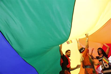 U S Appeals Court Favors Gay Straight Club At Florida School