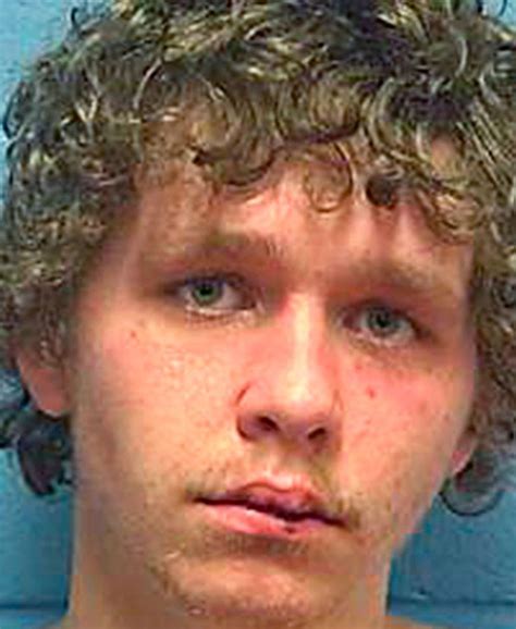 Suspect Injures Deputy Escapes In The Nude Whidbey News Times
