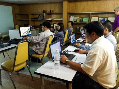 อบรมโปรแกรม Autodesk Revit Architecture Revit User Group