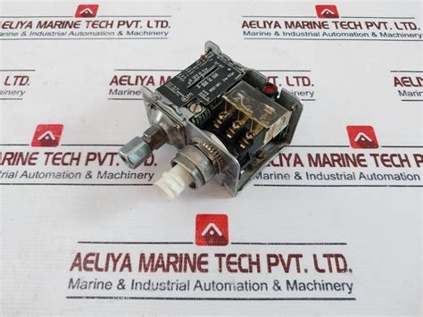 Danfoss Kp5 Pressure Switch 380v Aeliya Marine Danfoss Kp5 Pressure Switch 380v Aeliya Marine