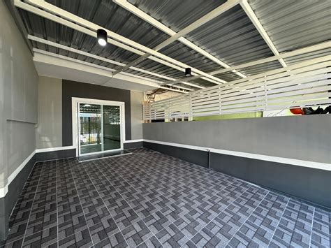 ขายทาวน์เฮ้าส์ถนนเทพารักษ์ บิ๊กซีบางพลีหลังใหญ่ 3 ชั้น ราคาดี ทำเลดี ใกล้ถนนบางนาตราด กิ่งแก้ว