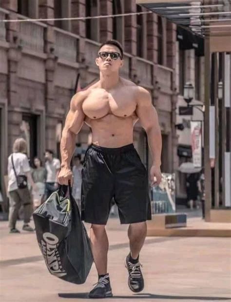 تعرف على كمال الاجسام