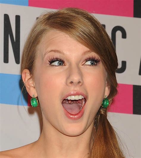 Taylor Swift Mouth Open Wide