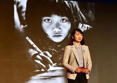 希望工程广告“大眼睛少女”，30年后当上二十大代表 星岛环球网