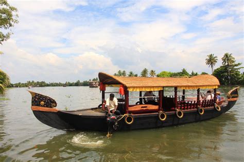 Alleppey Shikkara Best Shikara Service In Alleppey