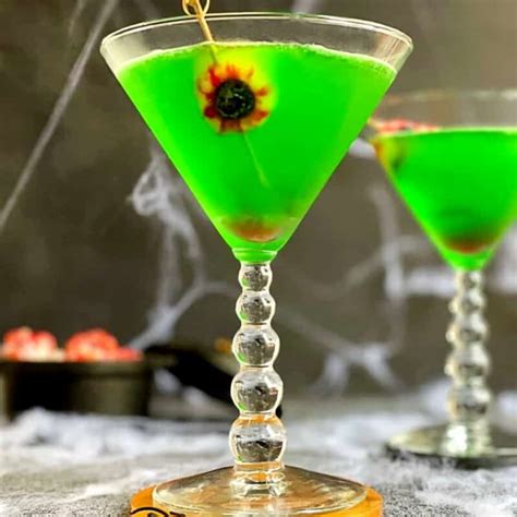 Green Halloween Lychee Gin Cocktail Green Drink Emilyfabulous