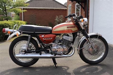 Kawasaki w175 specs colours details leaked ahead of launch back to the ...