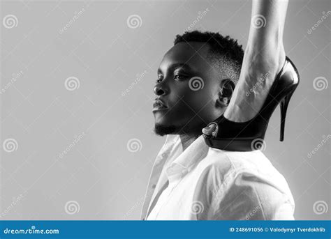 Dominaci N Femenina Rol Sexual Relaciones De Abuso Violencia Dom Stica Foto De Archivo