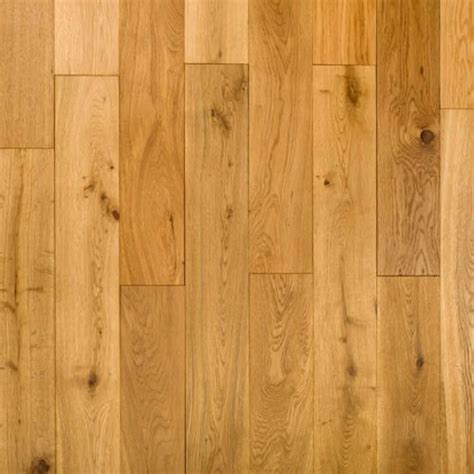 Wooden Oak Laminate Flooring For Officehome Surface Finish Glossy