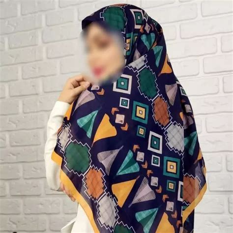 خرید و قیمت روسری زنانه و دخترانه سوپرنخ اعلا سورمه ای طرح دار قواره