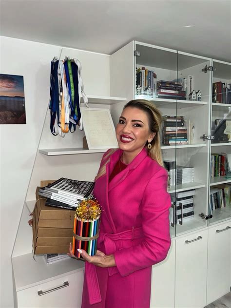 Prof Daniela Ilieva Phd On Linkedin Денят е цветен и усмихнат напук на сивото време с