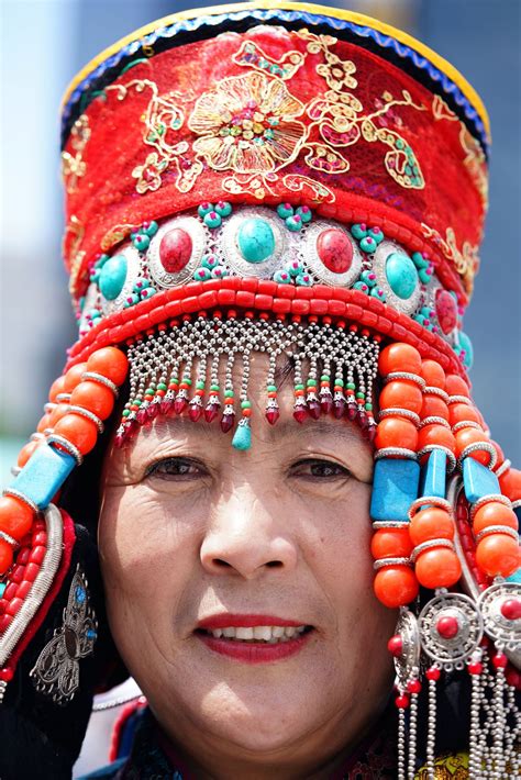 “Дээлтэй Монгол” наадам боллоо