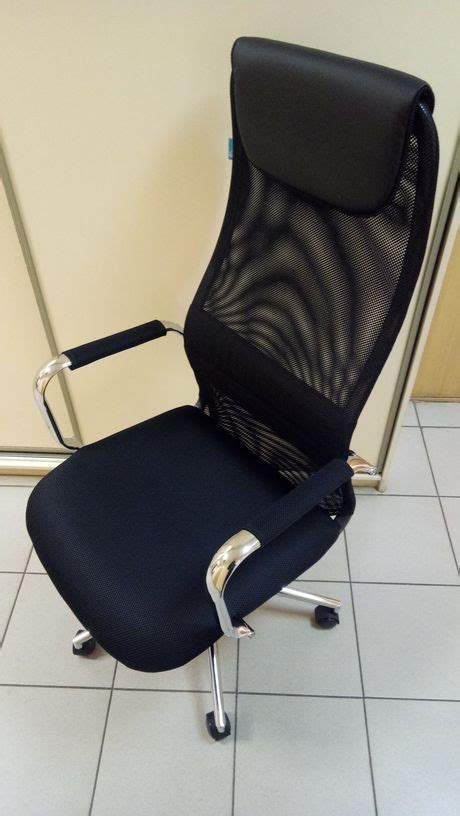 Кресло руководителя Бюрократ Kb 9n Black Черное Tw 01 Tw 11 купить в Екатеринбурге по цене 11907