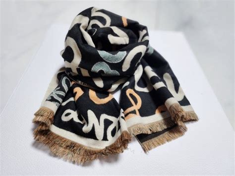 로에베 숄 머플러 국내배송 악세사리 스텔라 재구매율 1위 프리미엄럭셔리쇼핑몰