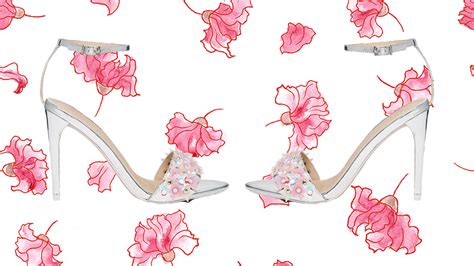 9 Pieces Of Cherry Blossom Apparel And Accessories That You Can Wear