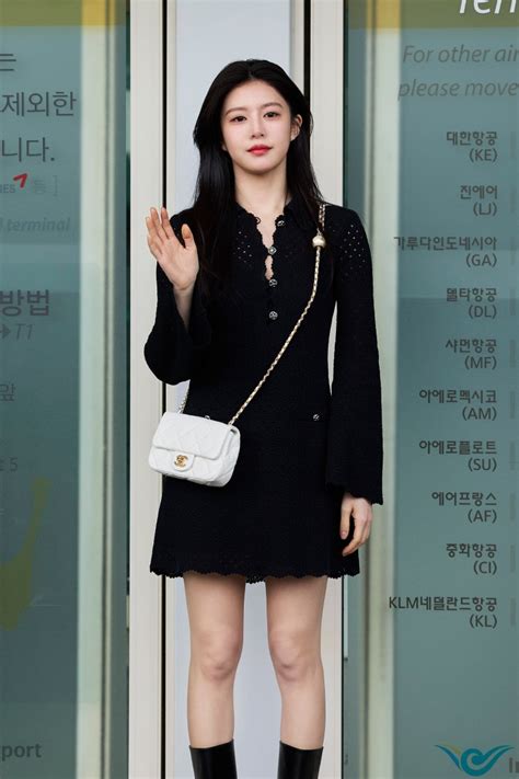 ‘고윤정 미모가 열일 완벽한 샤넬룩 패션서울