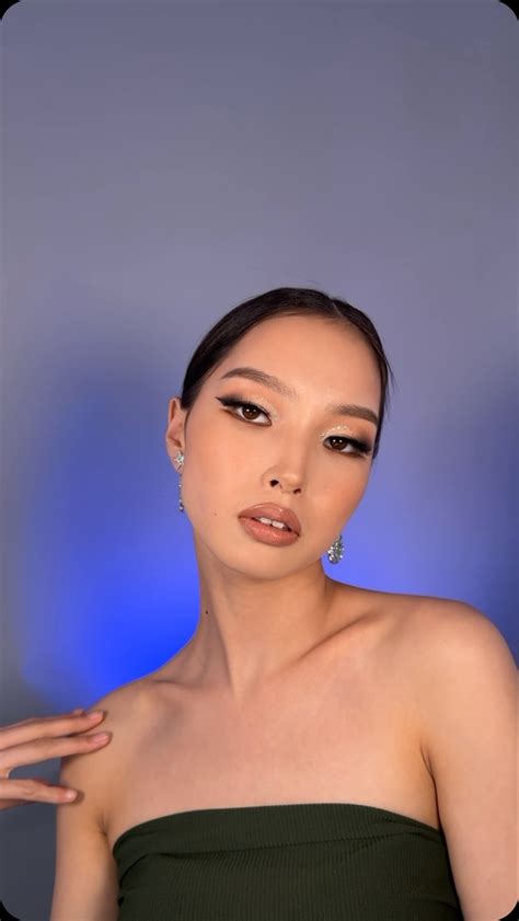 Өнөөдрийн 4 5 цагийн ажил маань энэ Reel байлаа🤩 Эмэгтэй хүн гоё будаад