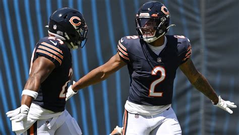 fields throws tds to moore and herbert as the bears beat the titans 23