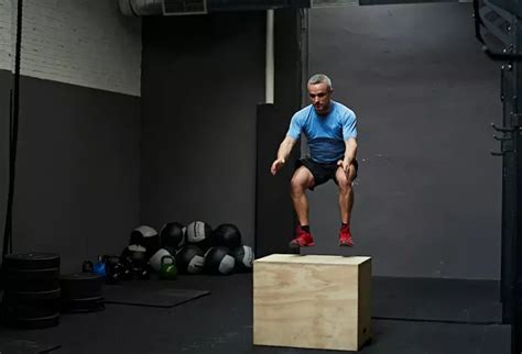 Box Jumps Benefits Proper Form And How To Integrate Them Daily