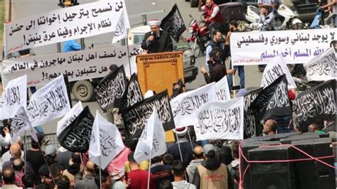 معاناة اللاجئين السوريين في لبنان في مواجهة الترحيل القسري Bbc News عربي
