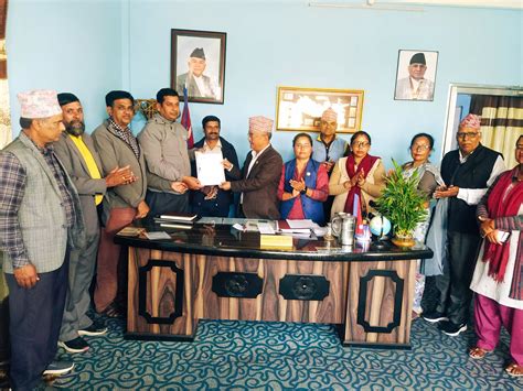 दुग्ध सहकारी संघहरुले प्रदेश कृषि मन्त्रीलाई बुझाए ज्ञापनपत्र