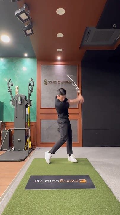 거리내려고 단순히 빠르게 치지는 말아주세요 골프연습 드라이버 분당골프레슨 판교골프레슨 골프스윙 골프 쇼츠 Golfer Shorts 황준우 프로