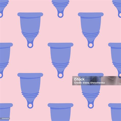 생리 기간은 혈액 원활한 패턴을 수집하기 위해 컵을 사용합니다 여성 생리 기간에 사용되는 생리 컵 위생 장치 벡터 인포그래픽 명령 0명에 대한 스톡 벡터 아트 및 기타