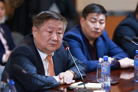 Х Нямбаатар Өдөрт 80 000 гаруй хүн хувийн такси үйлчилгээ үзүүлж байна Ямар ч хяналт