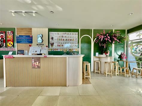 Manoi Cafe มาโนอิ Manoi Cafe หน้าอาชีวศึกษานครราชสีมา
