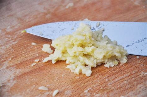 How To Make Garlic Paste In 30 Seconds GeorgiaPellegrini Com Recipes Food Food Lab